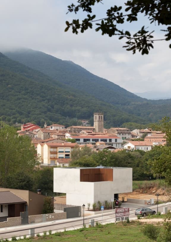 Bitten House, y la vivienda sin ventanas