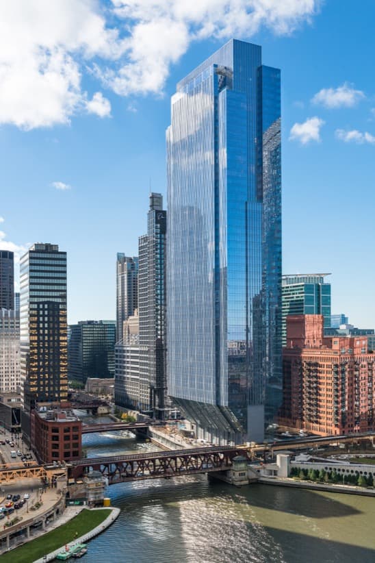 Torre 150 North Riverside de Chicago. Estructura con base muy estrecha